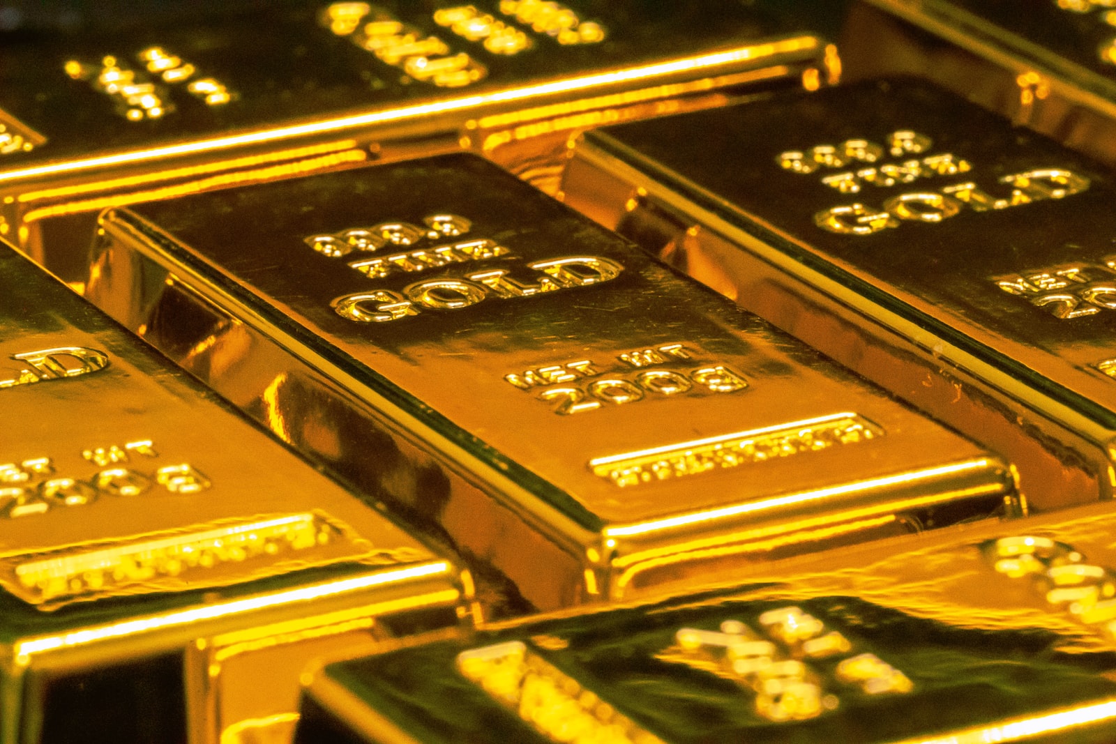 Which Currencies Are Backed by Gold | FiFi Finance